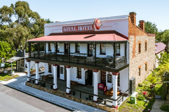 Home - Bungendore Royal Hotel